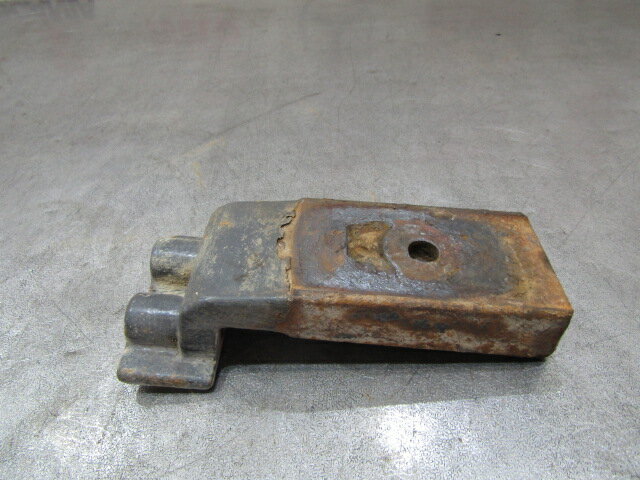 Кронштейн стабилизатора передний правый Scania P, G, R