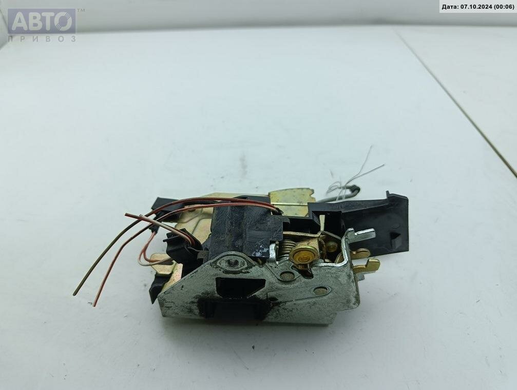 Замок двери передней правой BMW 3 E36 (1991-2000)