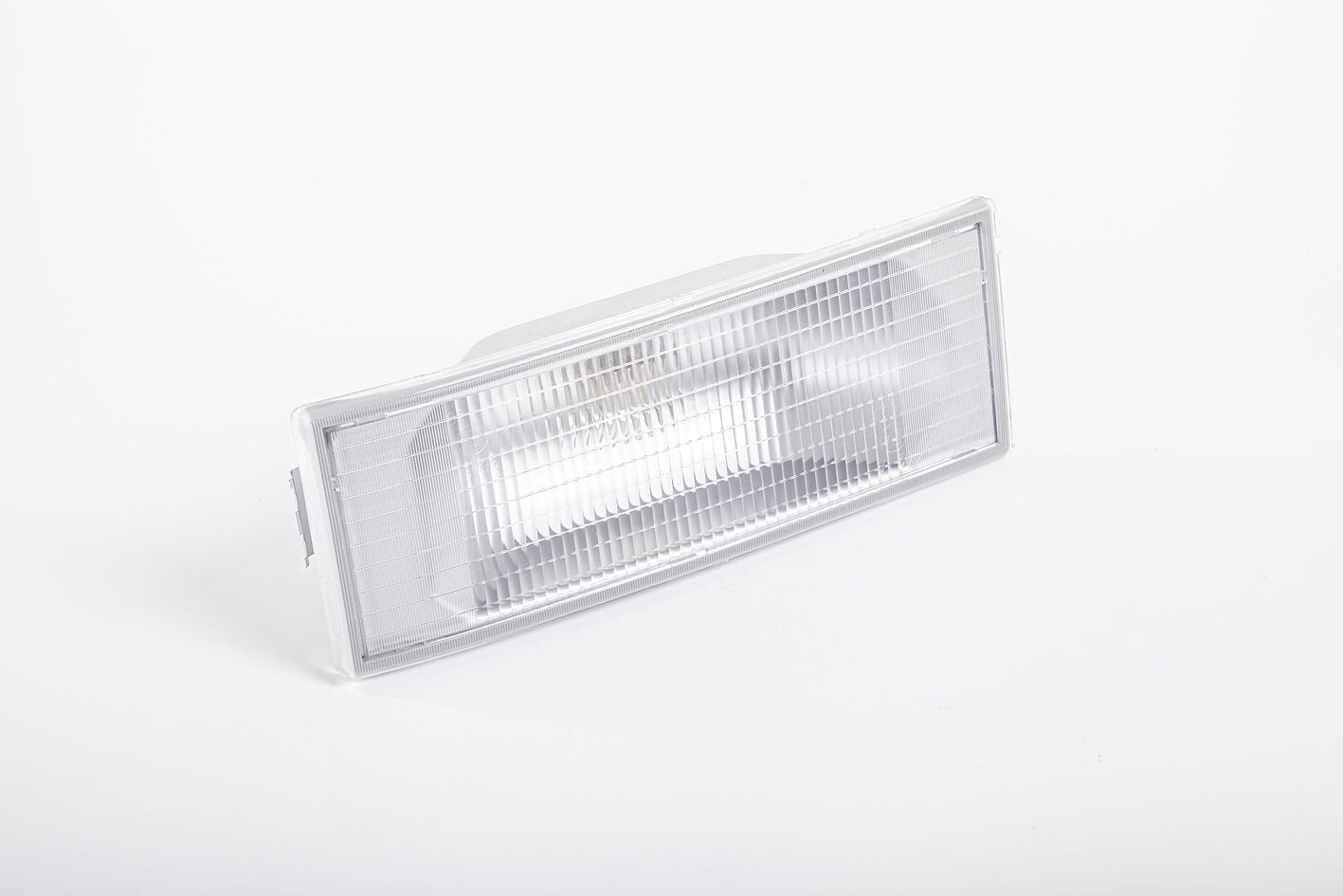 Фонарь габаритный передний Volvo FH (внутри Ayfar/Mars Tech) BSG 03-802-001 BSG