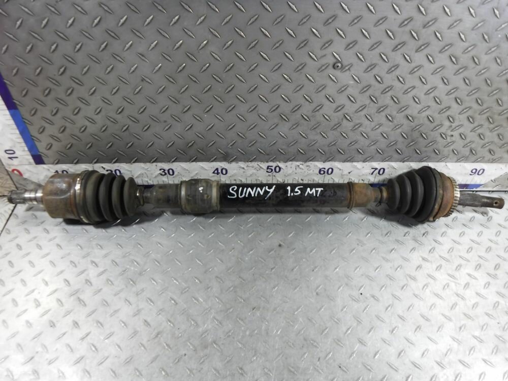 Полуось передняя правая Nissan Sunny N14