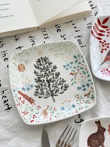 Японская керамическая квадратная тарелка с ягодами 6-inch Christmas