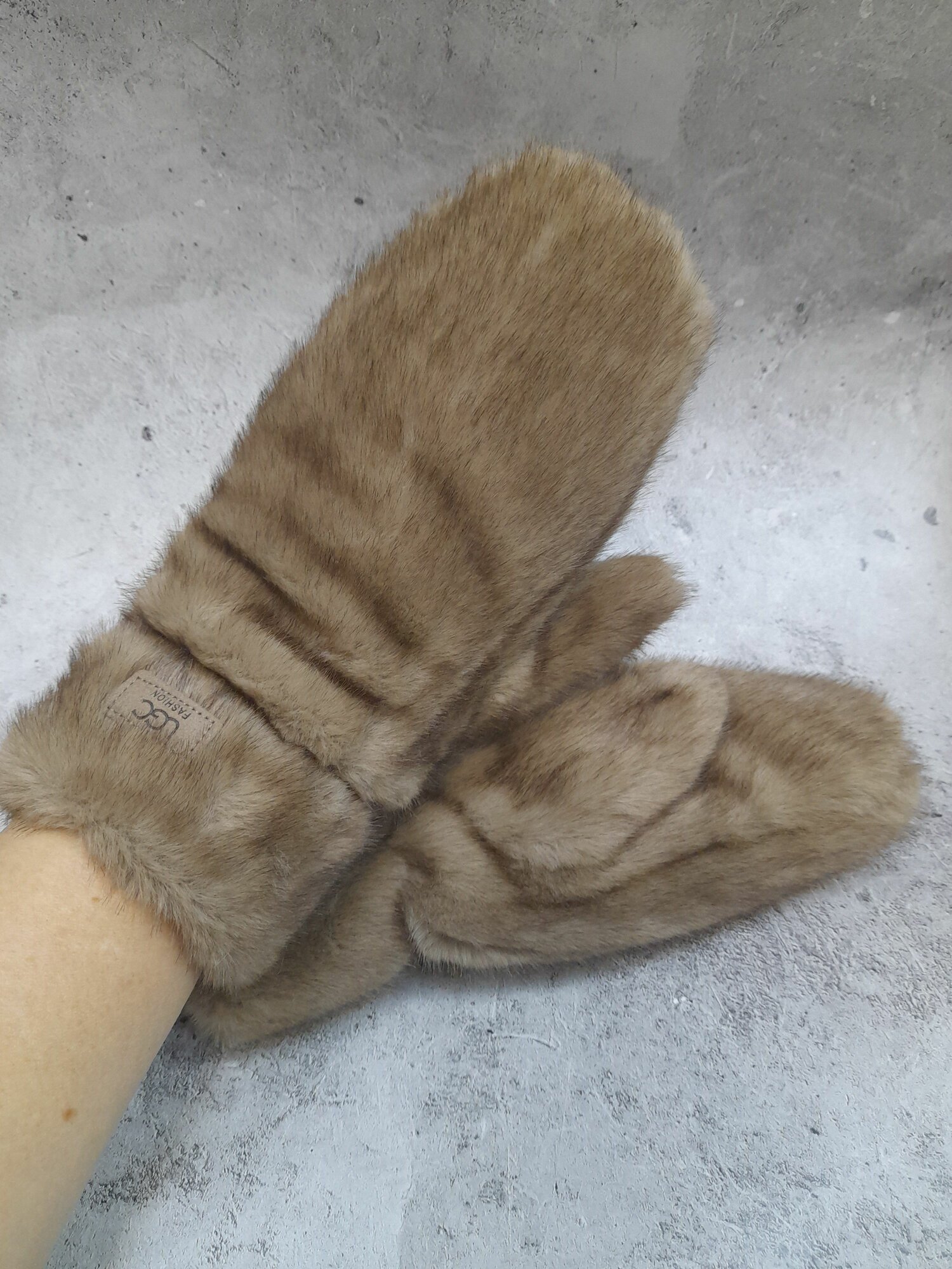 Варежки для женщин