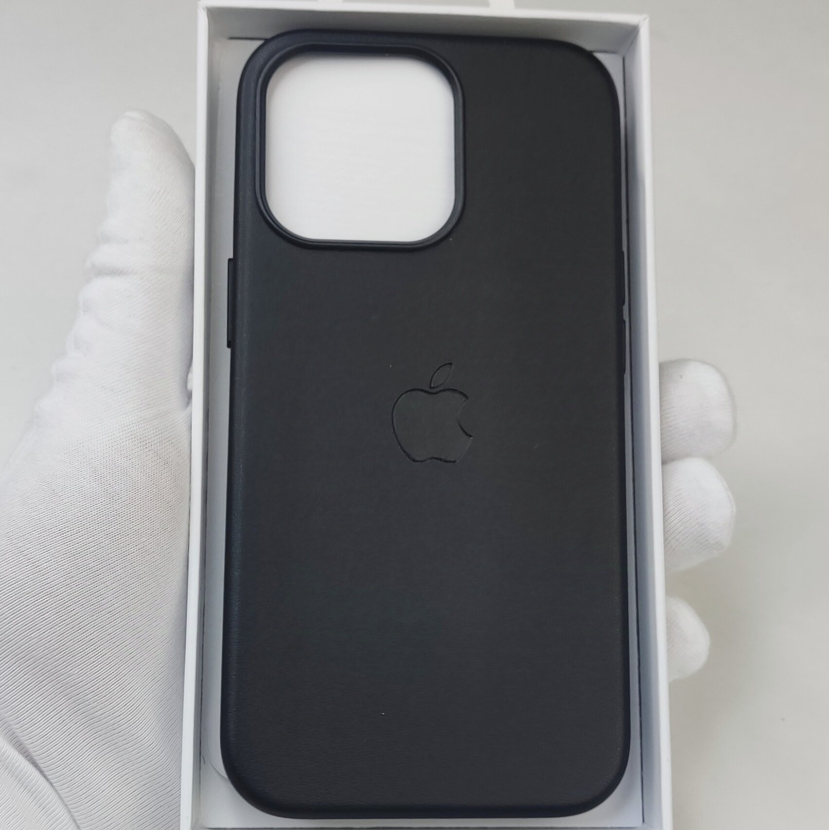 Кожаный чехол Leather Case для iPhone 13 Pro с MagSafe, Midnight