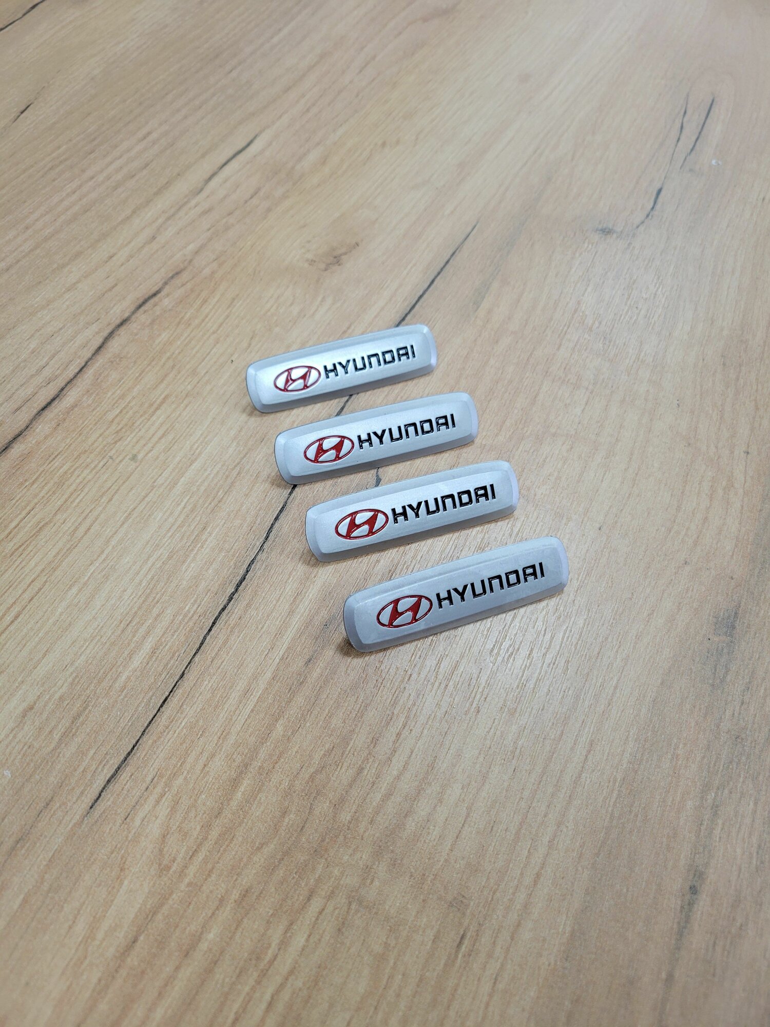 Шильдики (эмблема, логотип) Хендай Hyundai Хенде