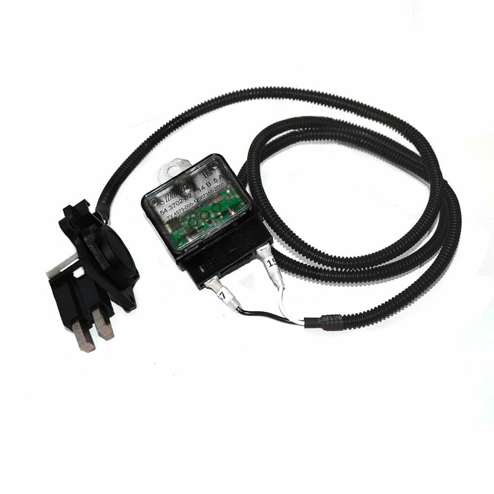 Реле регулятор напряжения 2108 нового образца в сборе с ЩУ Астро трехуровневый 54.3702-02