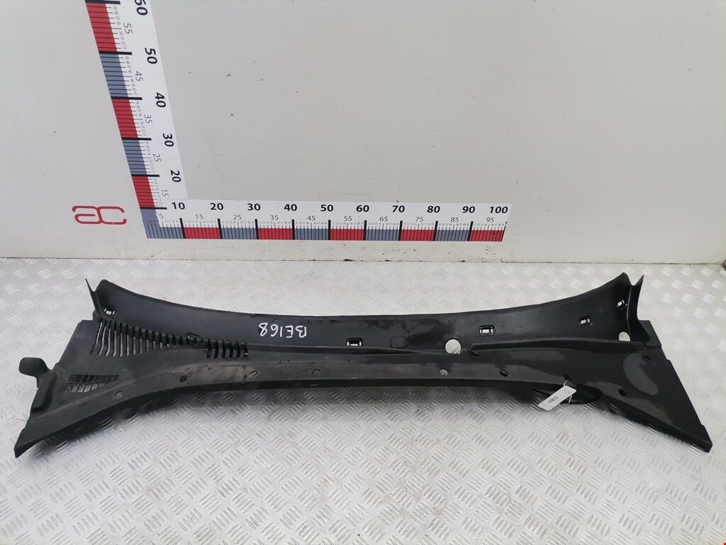 Дождевик (жабо) Jaguar S-Type 4R8354018A15 арт. 1778324