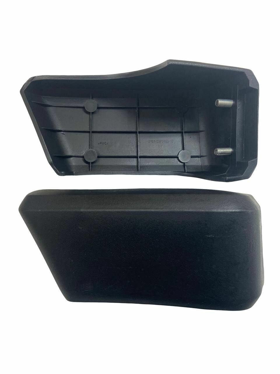 Накладка бампера переднего (клыки) с болтами Нива 2121