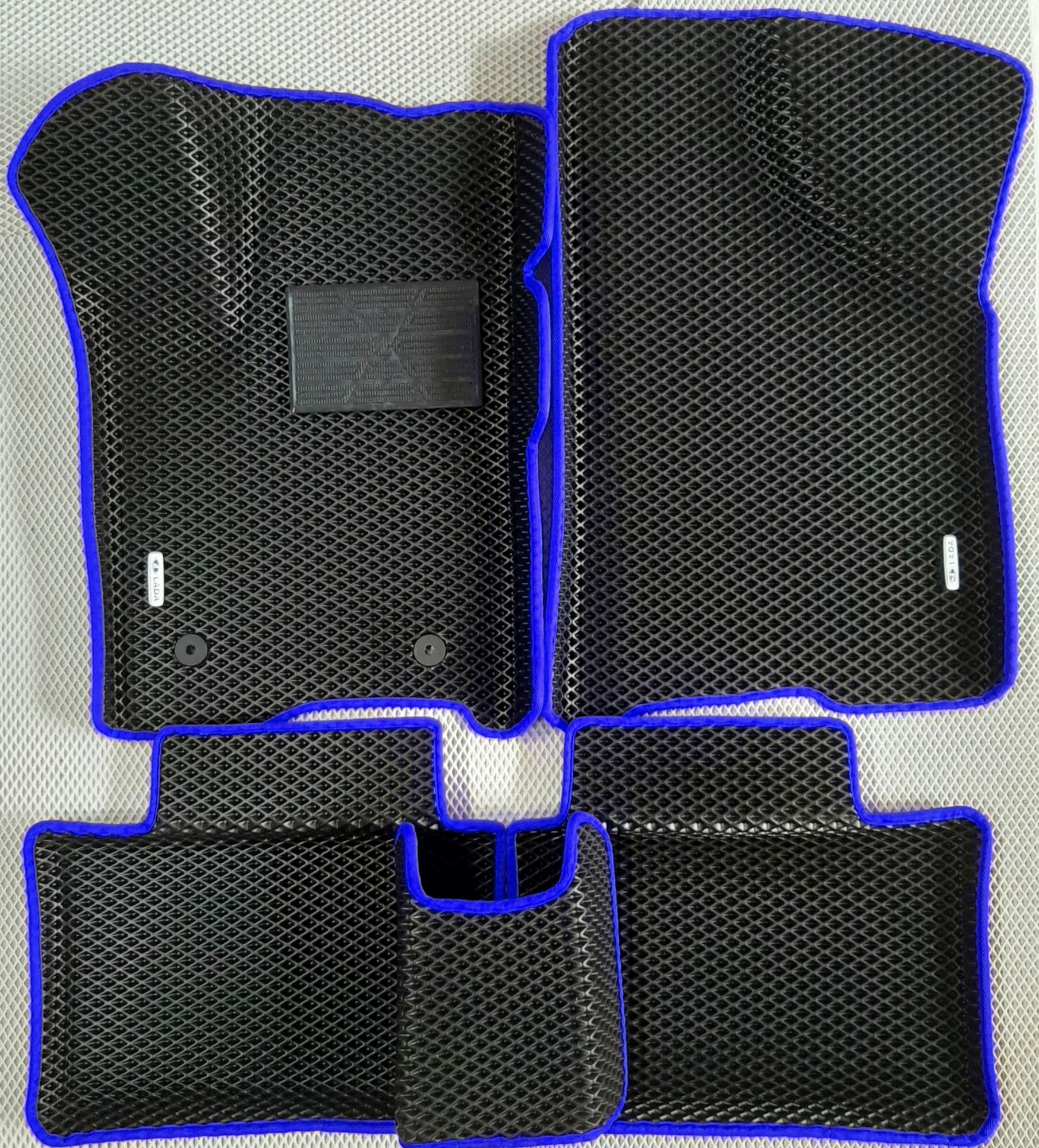 Автомобильные коврики (автоковрики) LADA (ВАЗ) Vesta Лада веста с 3D бортами ЭВА / EVA / ЕВА