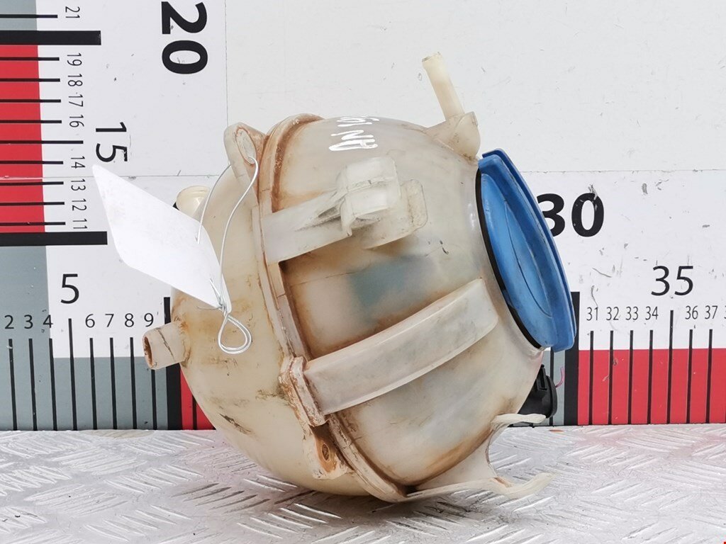 Бачок расширительный Volkswagen Touran 1 1K0121407A арт. 1876173