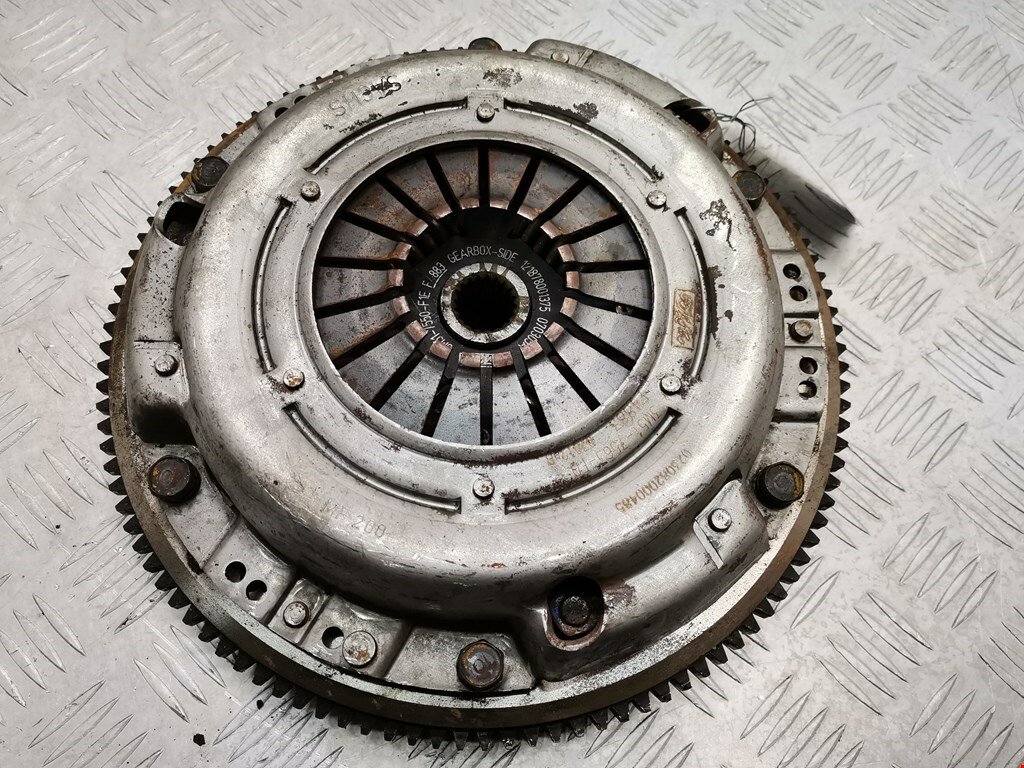 Маховик (демпфер сцепления) Mazda 3 BK Z60111500A арт. 1855795