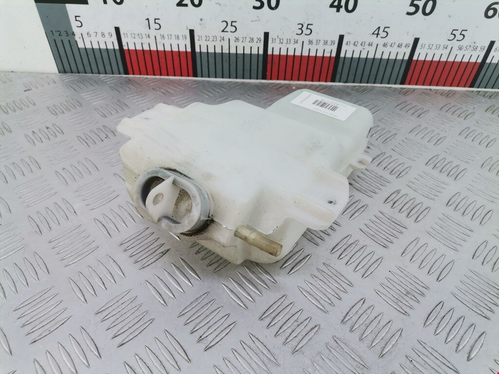 Бачок омывателя Mitsubishi Pajero 2 MB628750 арт. 2127219