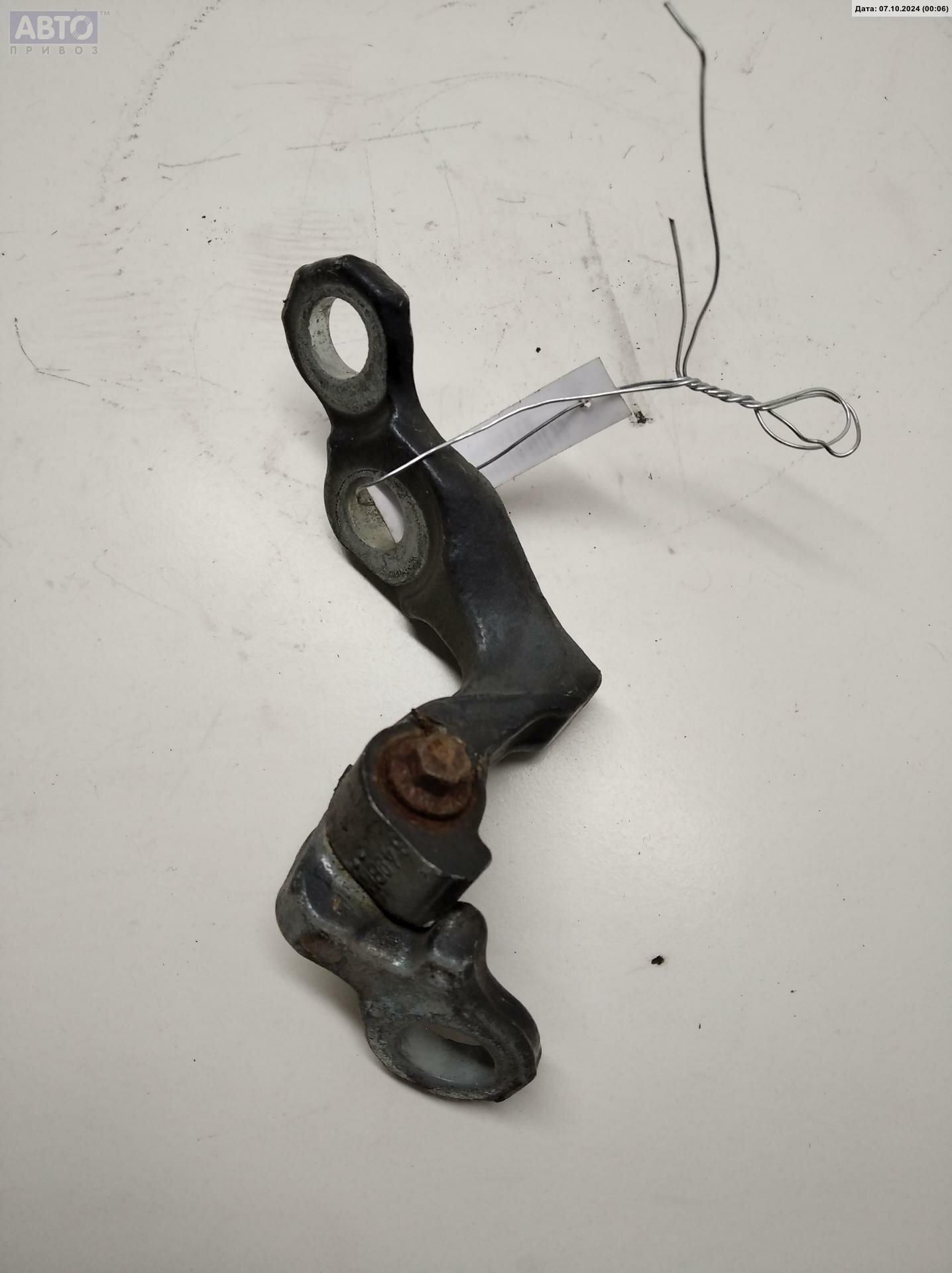 Петля двери передней правой Ford Focus 2 (2004-2010)