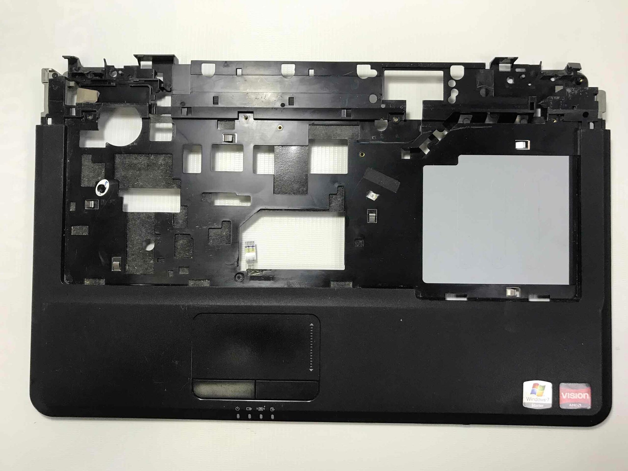 Топкейс для ноутбука Lenovo IdeaPad G555