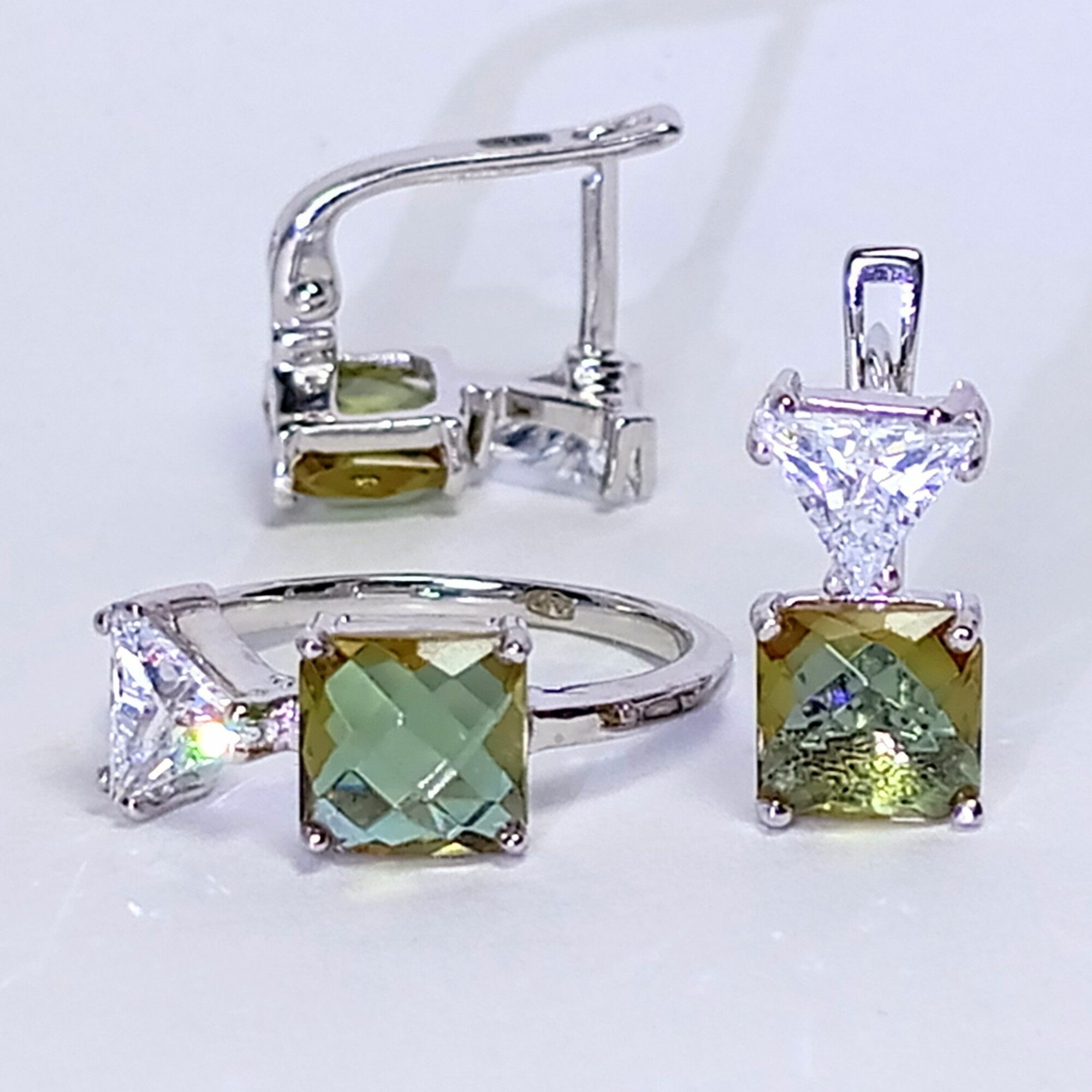 Ювелирный комплект, серебро, 925 проба, родирование, фианит, султанит