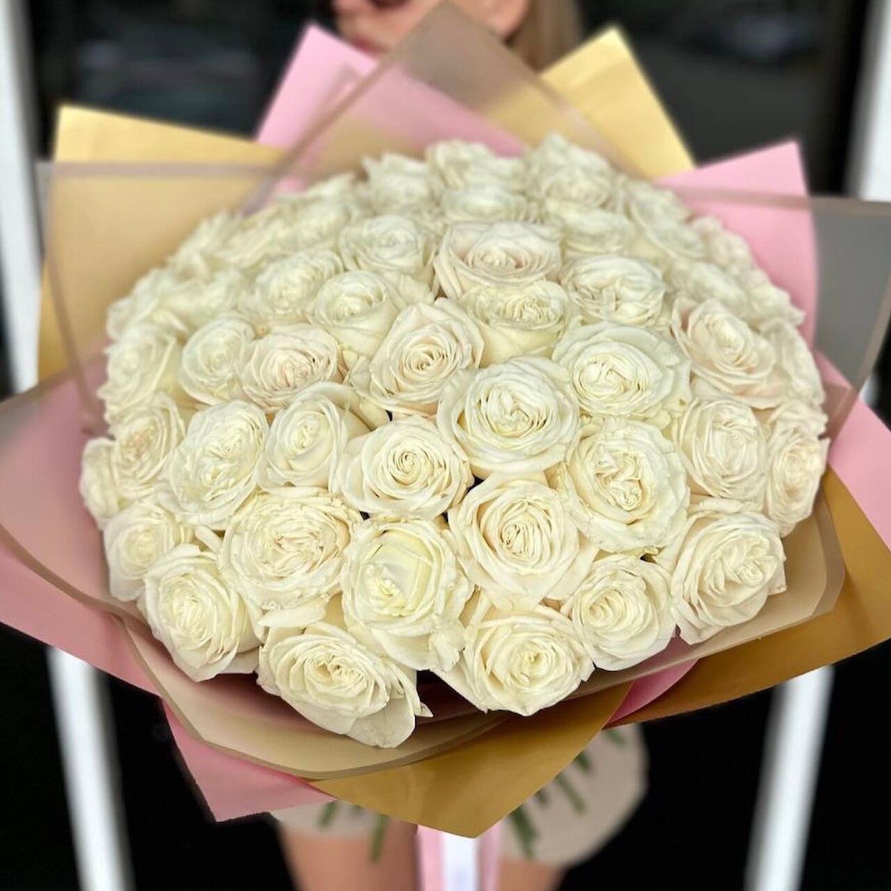 Букет из белых роз 51 шт, красивый букет цветов, шикарный, премиум цветы, премиум букет