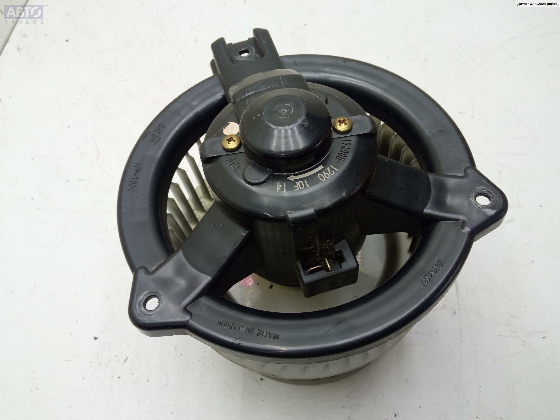 Двигатель отопителя (моторчик печки) Toyota Yaris (1999-2005)