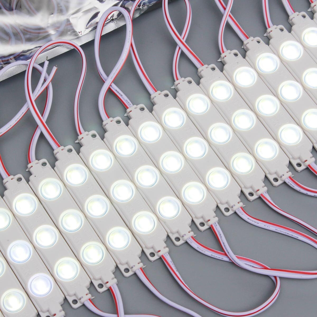 Светодиодный модуль , SMD 5050, 3 LED, 1W/PC, 12В, IP65, набор 20 шт.