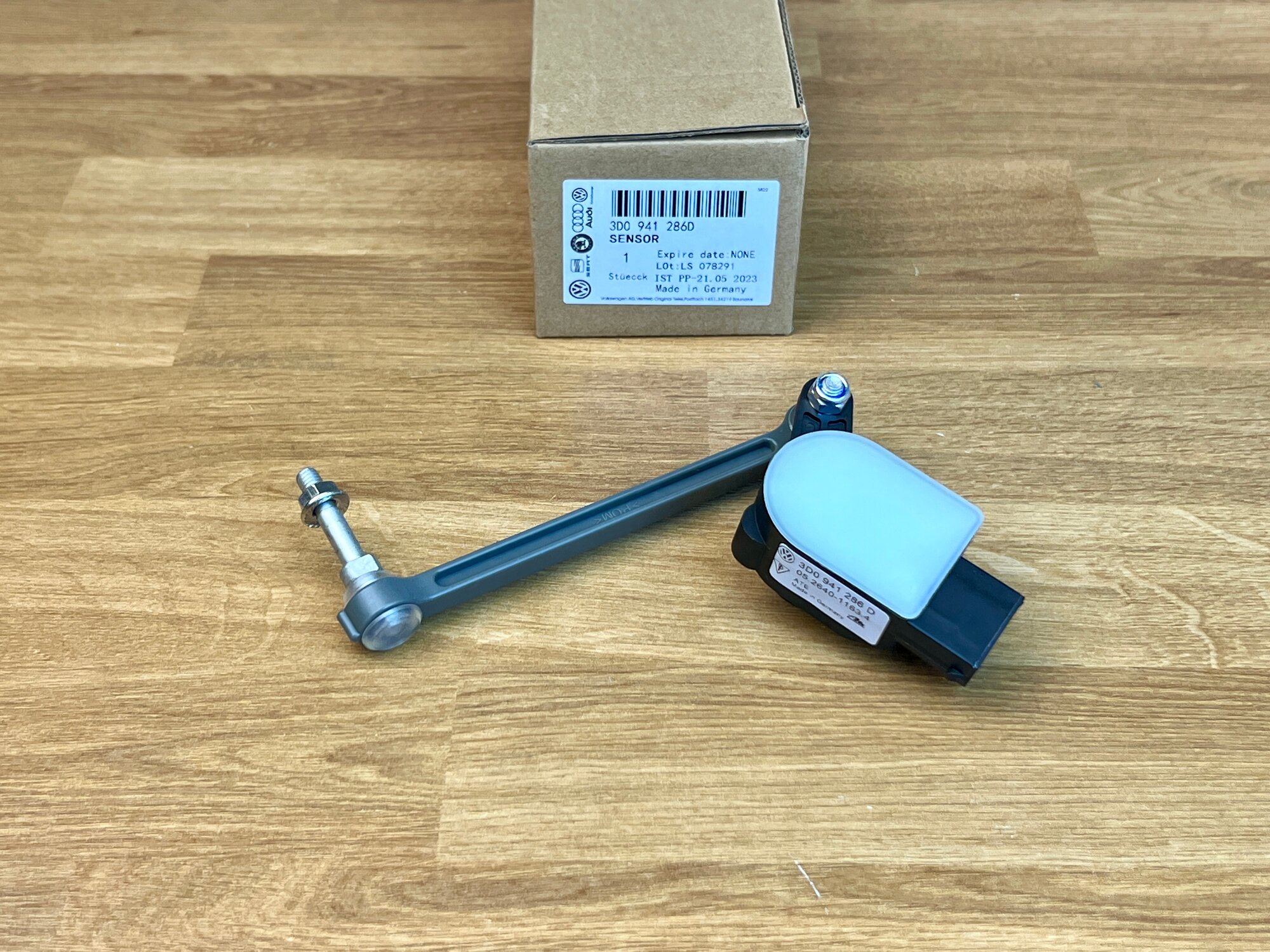 Датчик положения кузова VAG 3D0941286D, для VW Phaeton, Audi A8