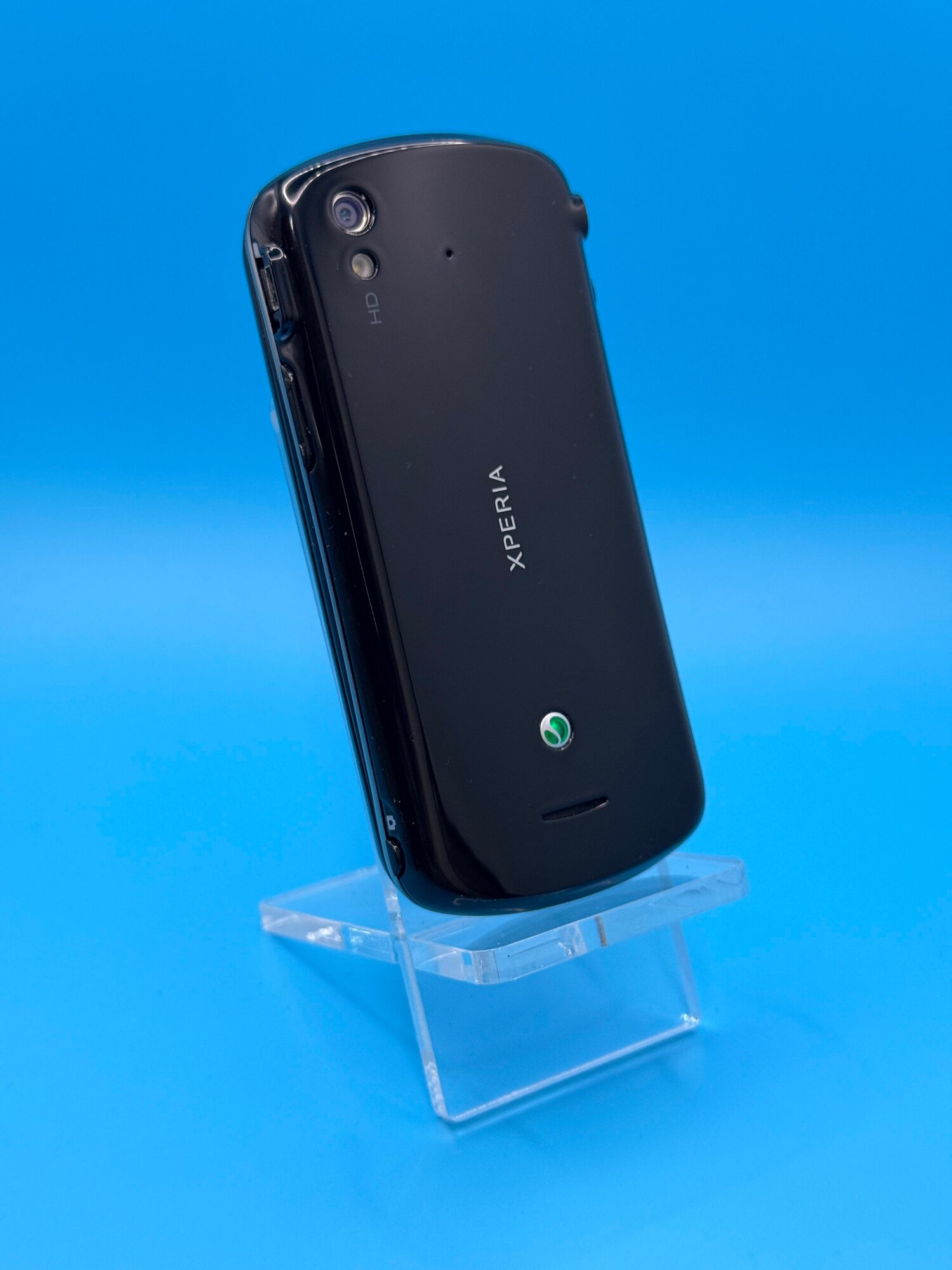 Смартфон Sony Ericsson Xperia Pro MK16i — фото 1