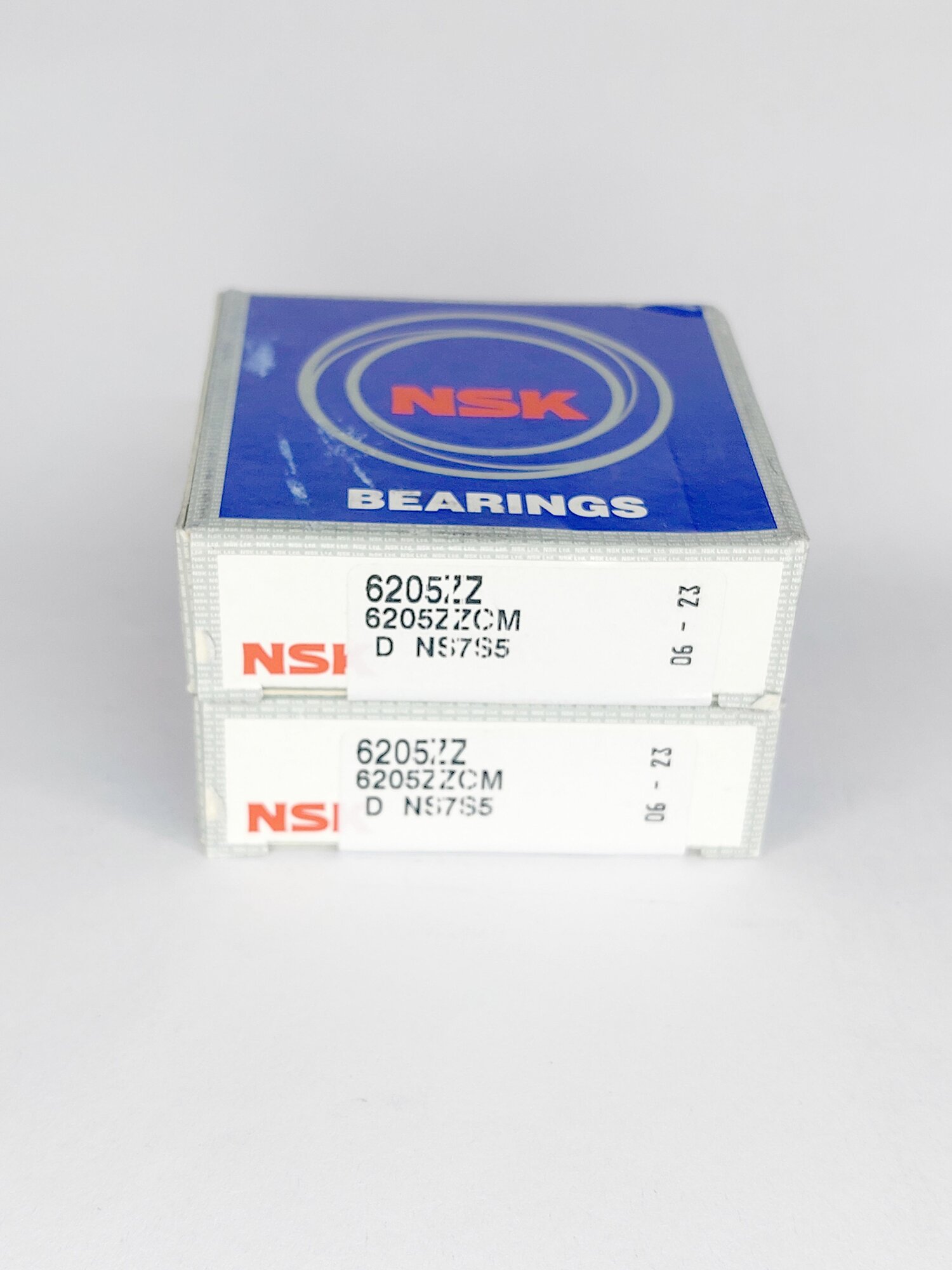 Подшипник NSK 6205ZZCM 30х62х16 мм к-т 2 шт.
