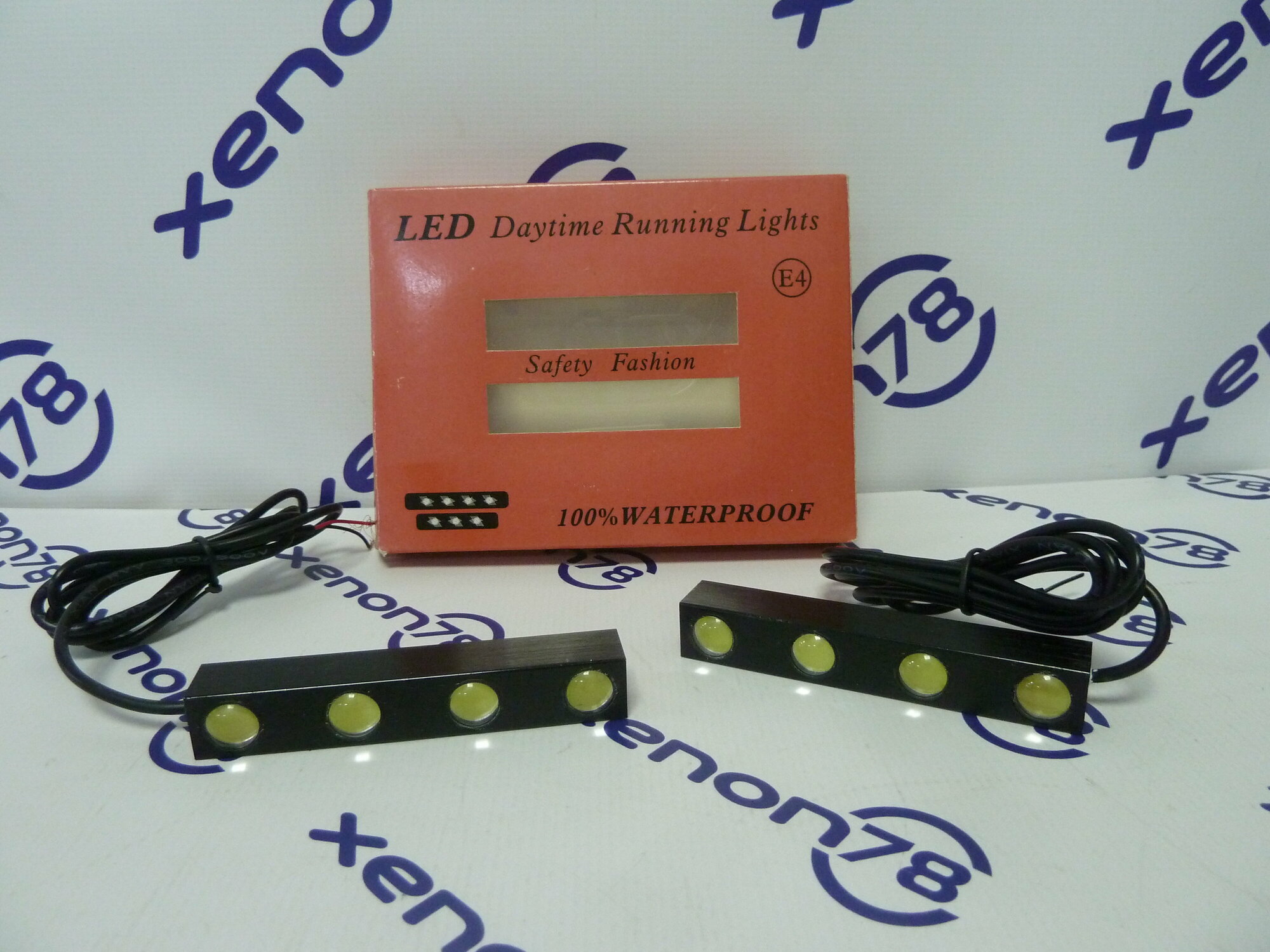 Светодиодные дневные ходовые огни DRL 4 (HP) 4W 6000K black накладные (92x15x15 мм) 12V - 2 шт.