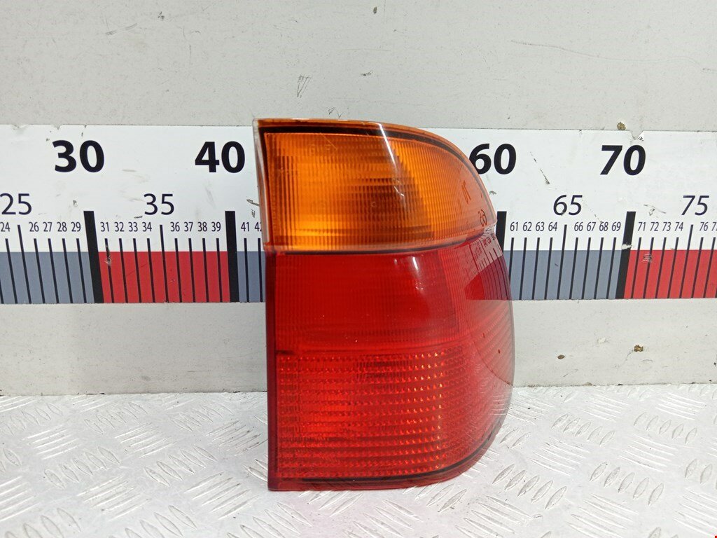 Фонарь задний правый BMW 5-Series (E39) 63218371328 арт. 1877436