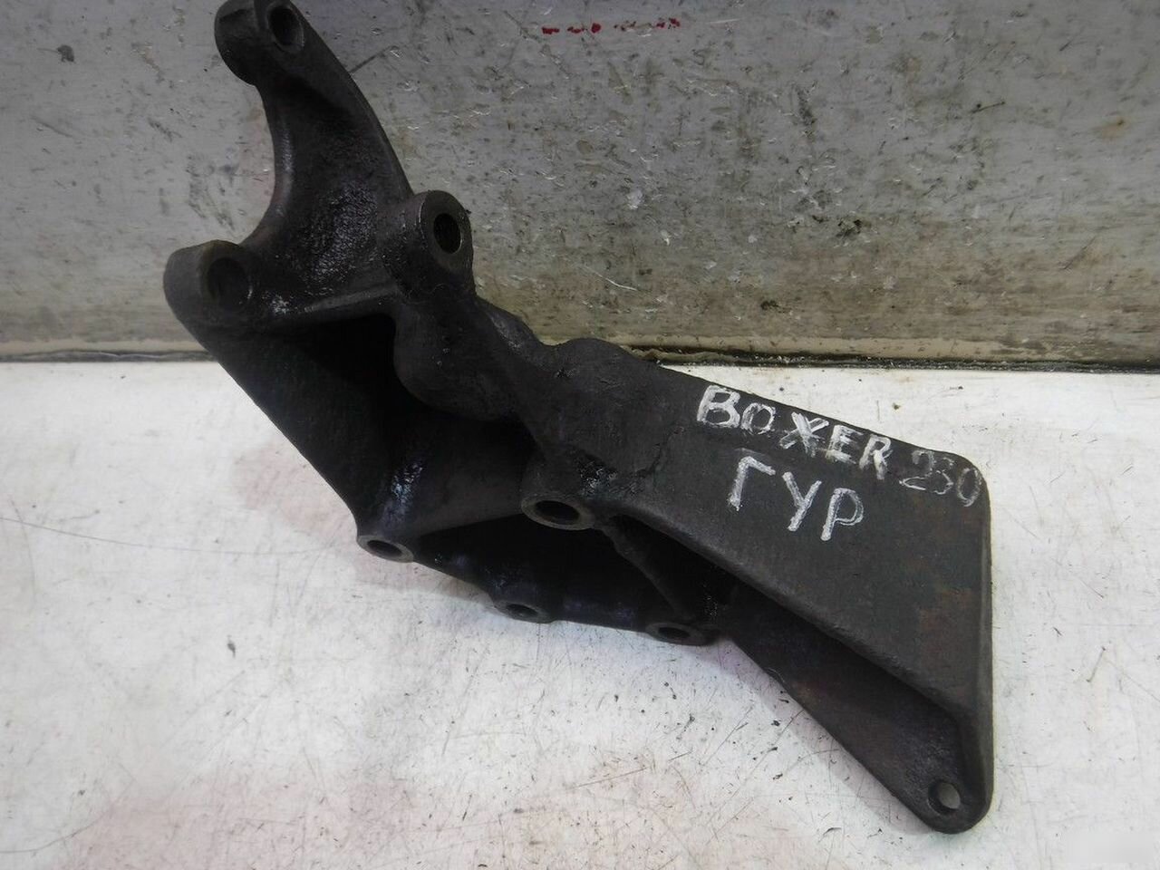 Кронштейн гидроусилителя Peugeot Boxer I (1994—2002) 9611390080