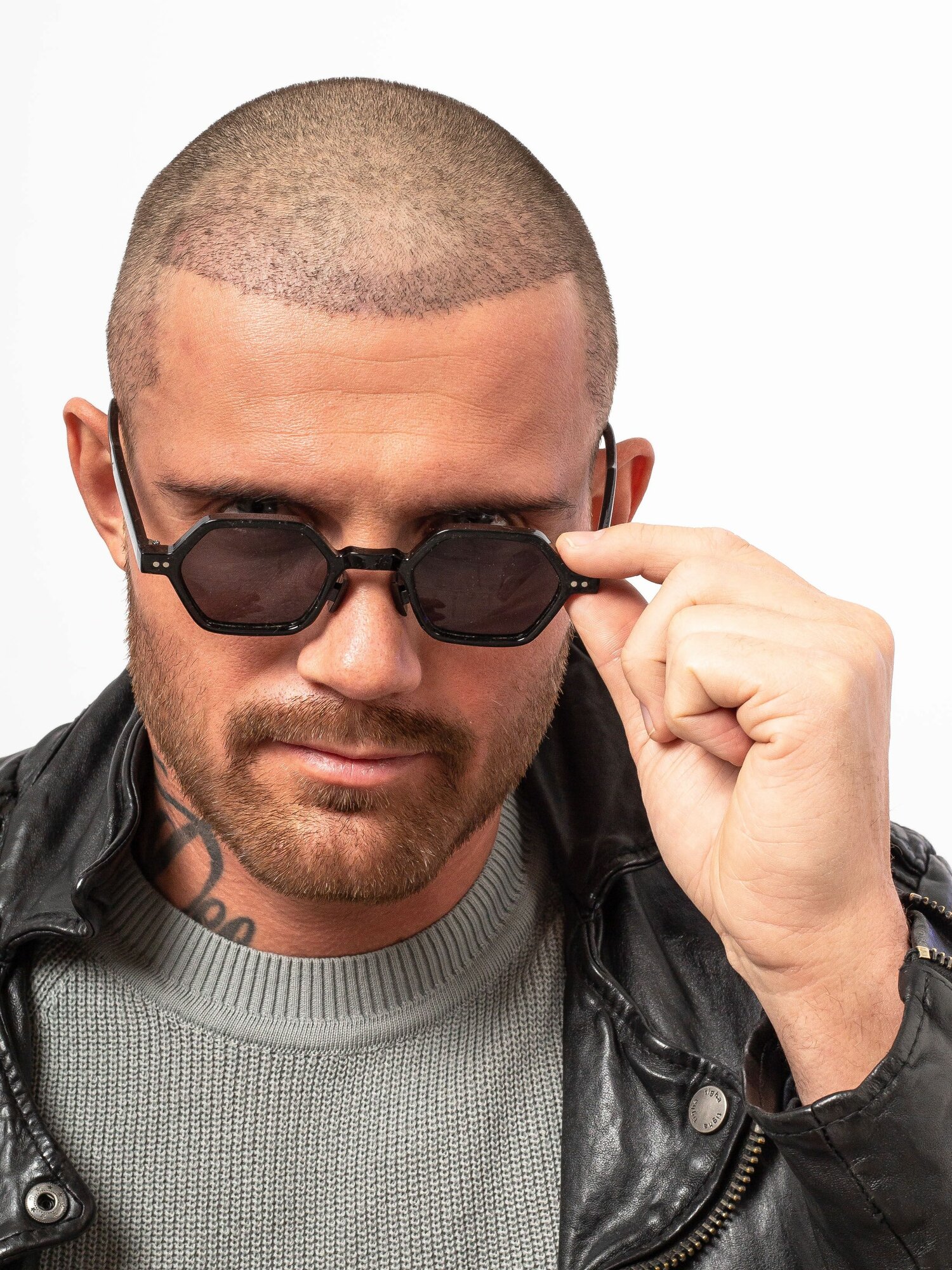 Солнцезащитные очки