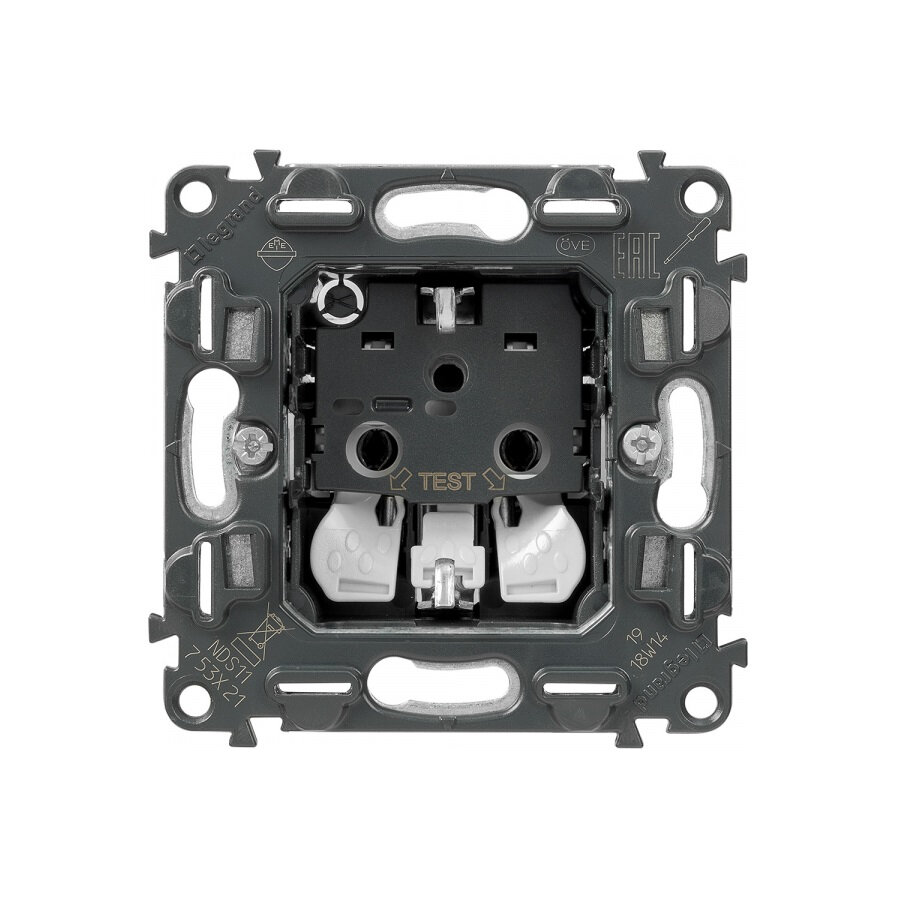 Розетка 1-ая Legrand Valena IN'MATIC 2К+З, 16А, 250В, безвинтовые зажимы, механизм