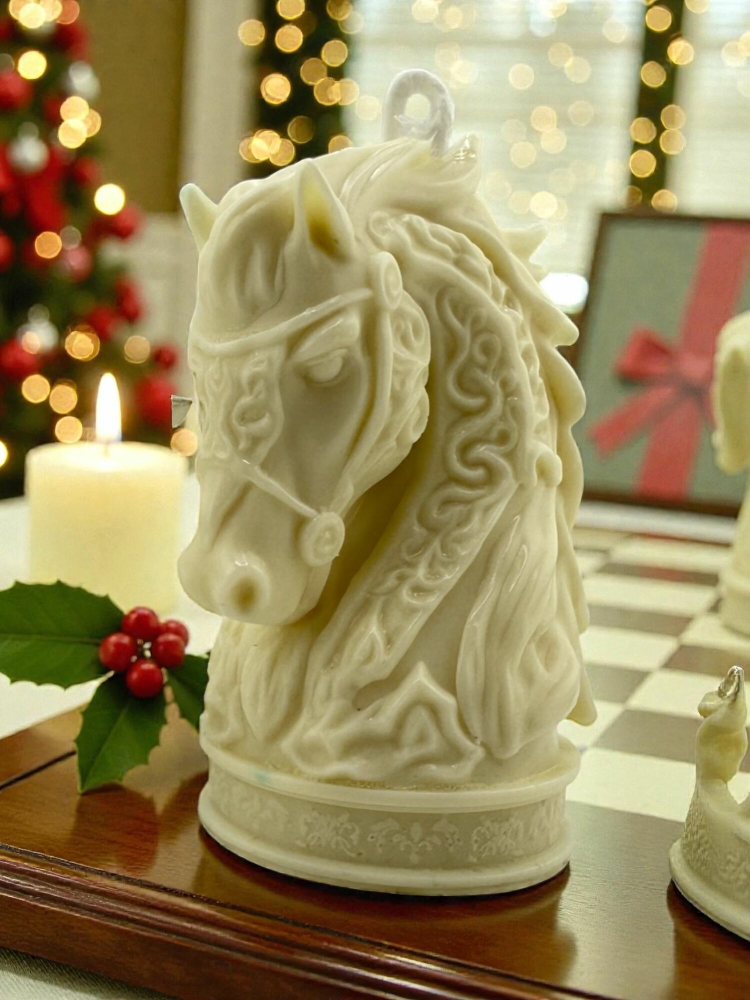 Свеча Sa`Va "Лошадь", ручная работа, ручная работа, 2026 г, без аромата, белый