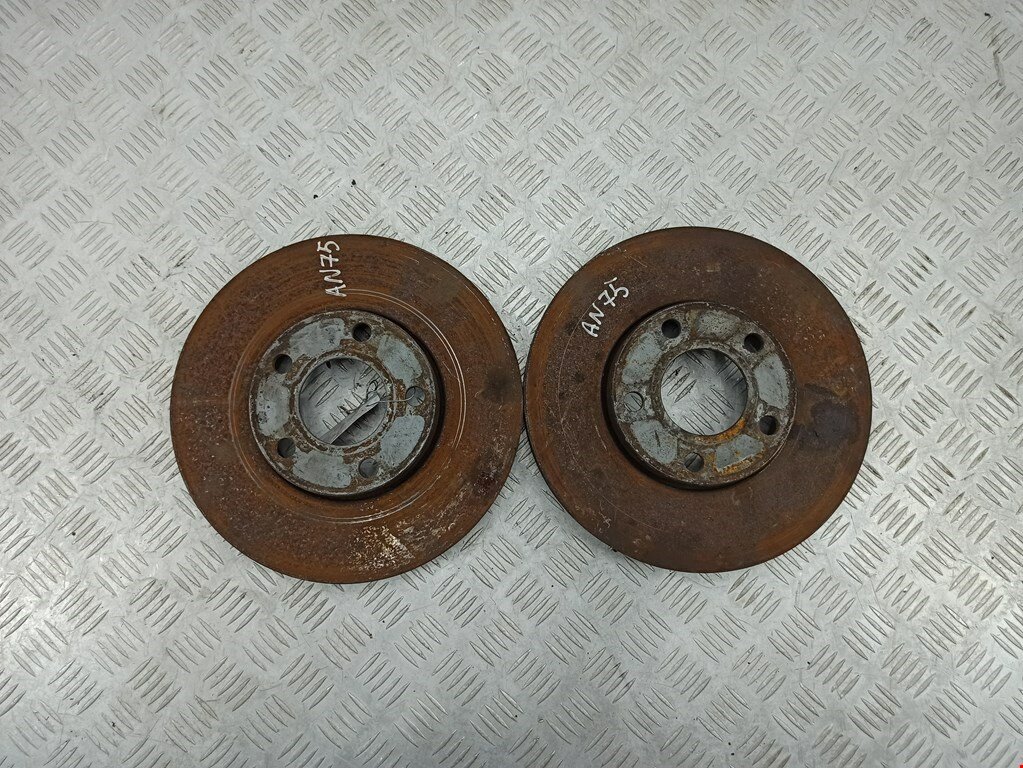 Диск тормозной передний Volkswagen Passat 5 8E0615301C арт. 1778962
