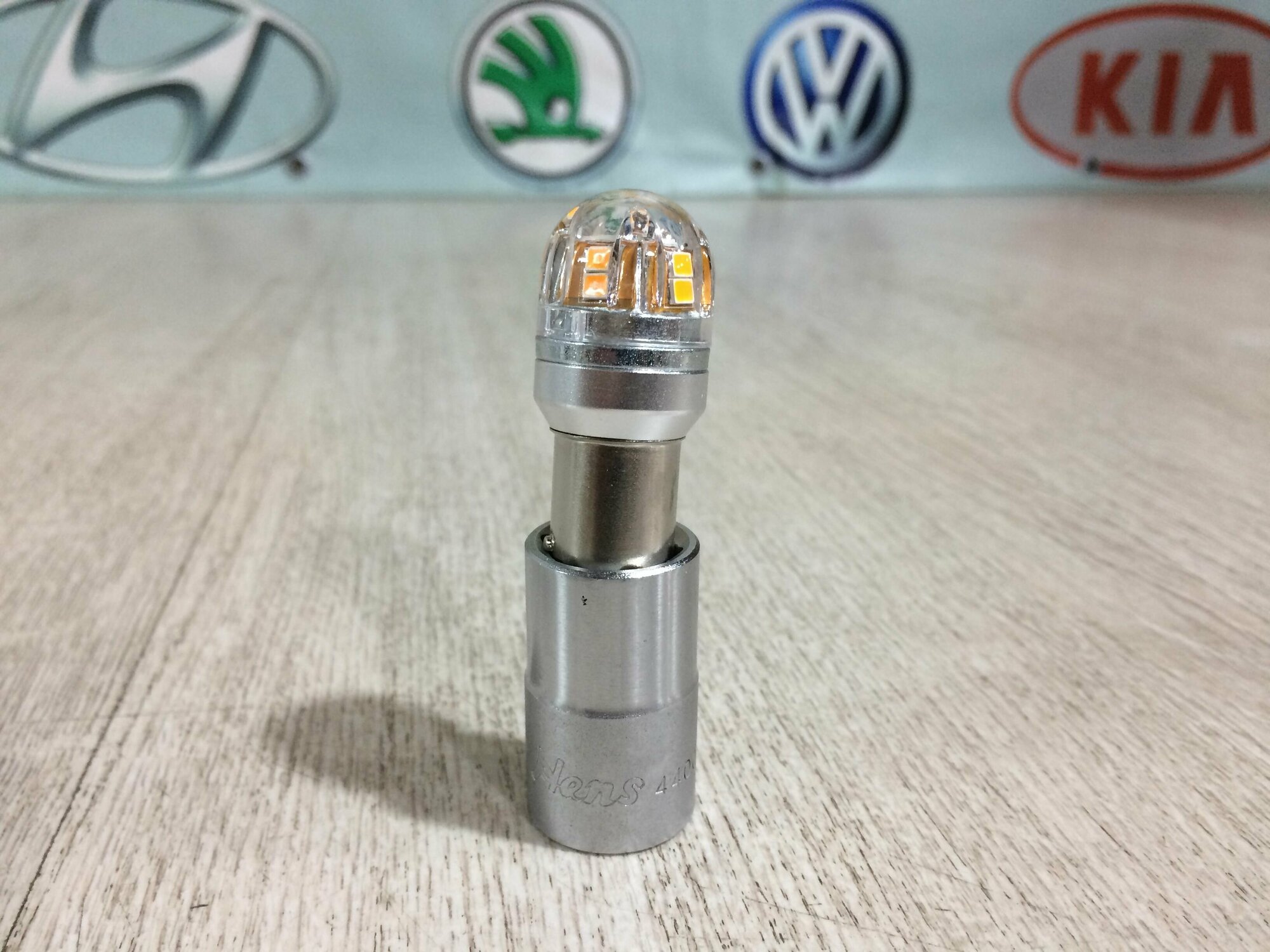 Лампа диодная LED поворота поворотника PY21W оранжевая