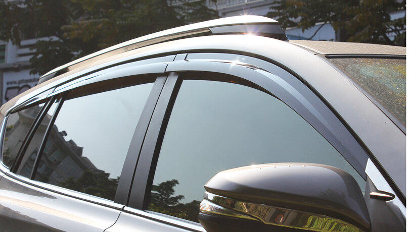 Toyota RAV4 13 Дефлекторы 6 штук AUTO CLOVER