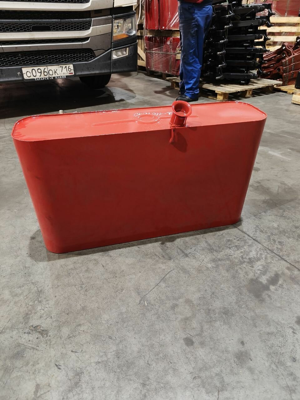 2022-1101010 Бак топливный задний МТЗ 130л оригинальная запчасть