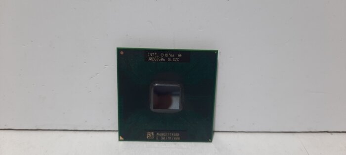 Процессор Intel Pentium T4500 SLGZC mPGA478MN 2.30 GHz