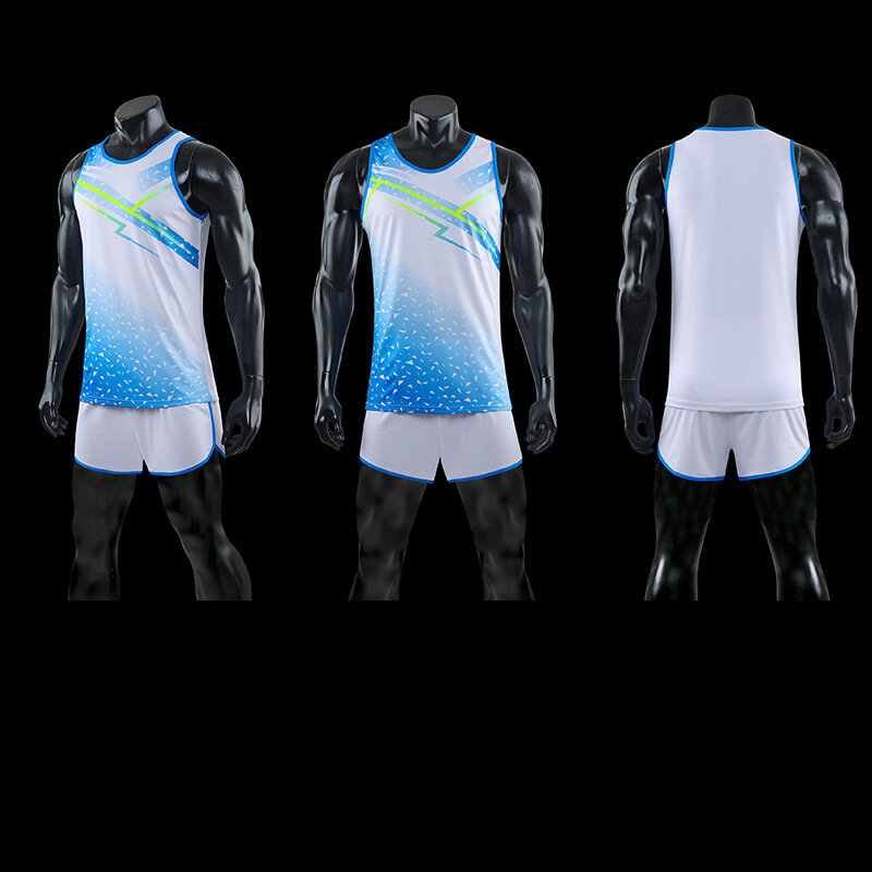 Костюм спортивный