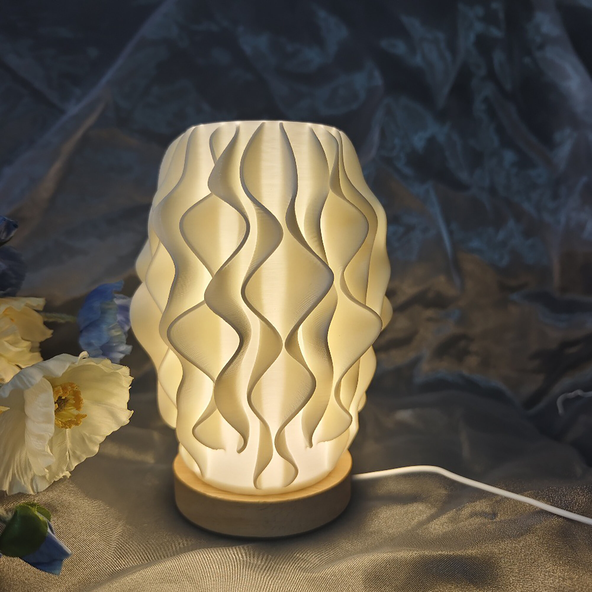 Персонализированная маленькая настольная лампа night light LED с 3-цветовой сменой