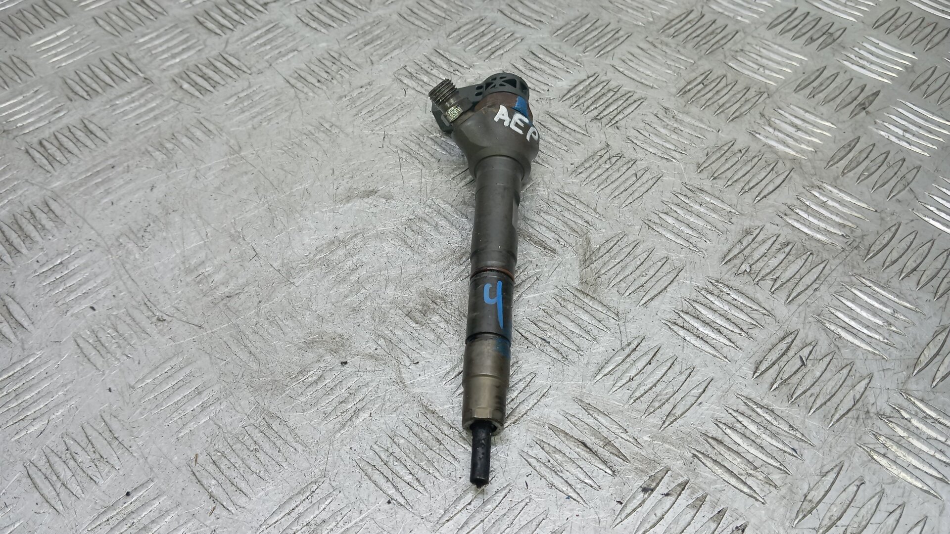 Форсунка дизельная VOLKSWAGEN PASSAT CC, Номер 0445110369, 03L130277J, 03L130855CX