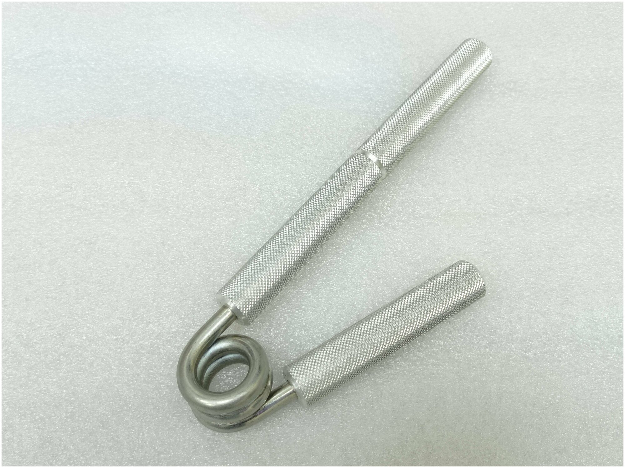 Эспандер "Пират" 130 кг торсионный с удлиненной ручкой от компании Силаруков