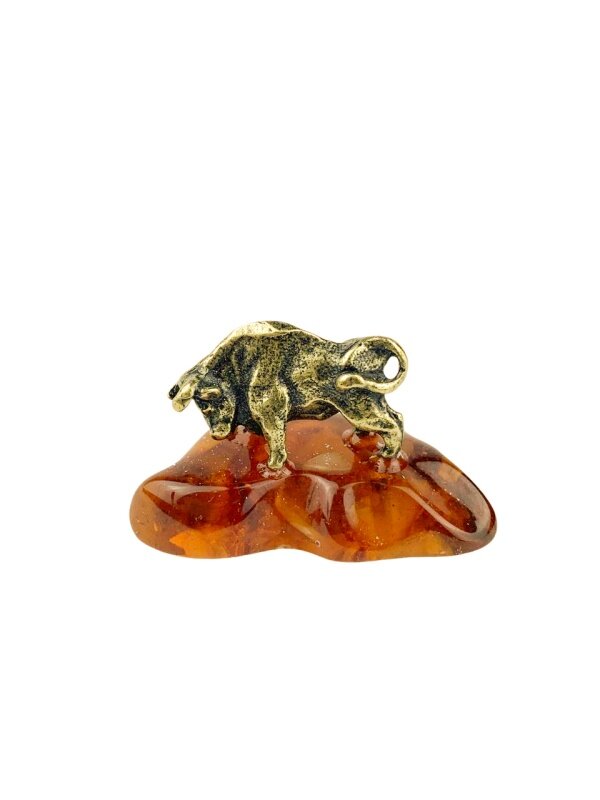 Фигурка Бык мал. латунь, янтарь 1.4*0.9*2.3 см LY-360018