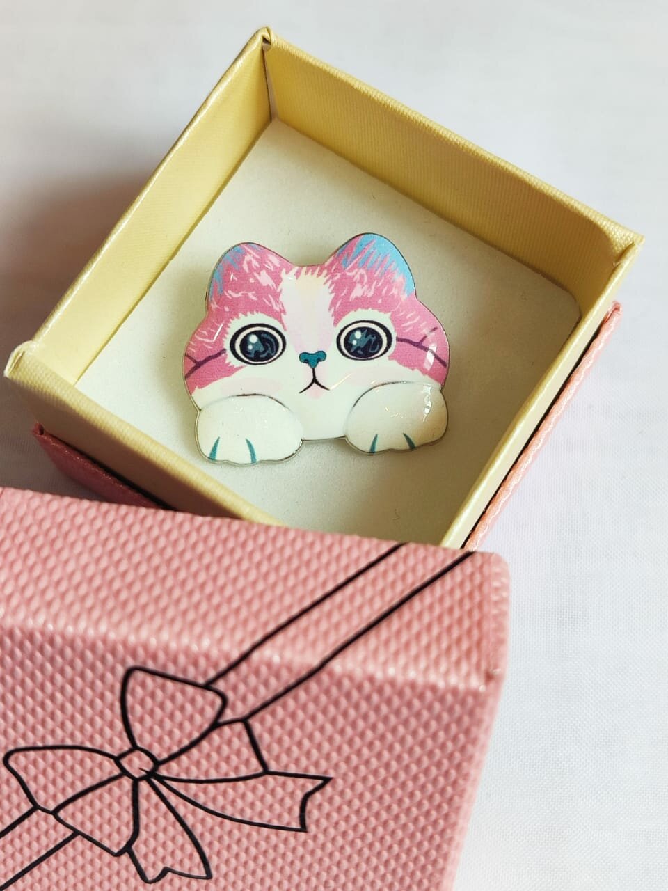 Брошь, эмаль