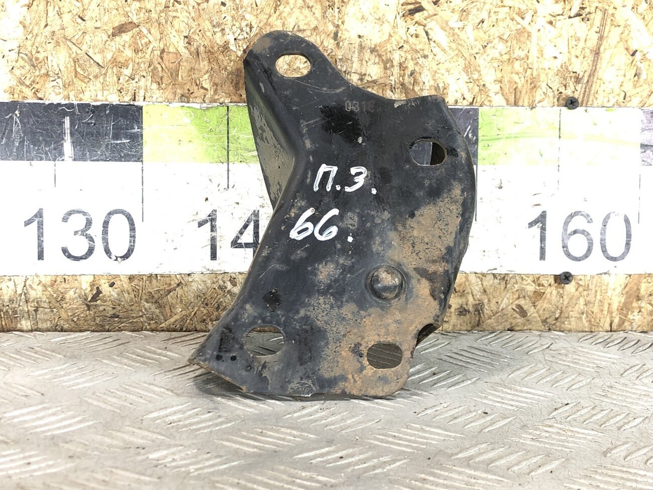 Кронштейн задней балки RENAULT Logan 2005 2014 6001547890