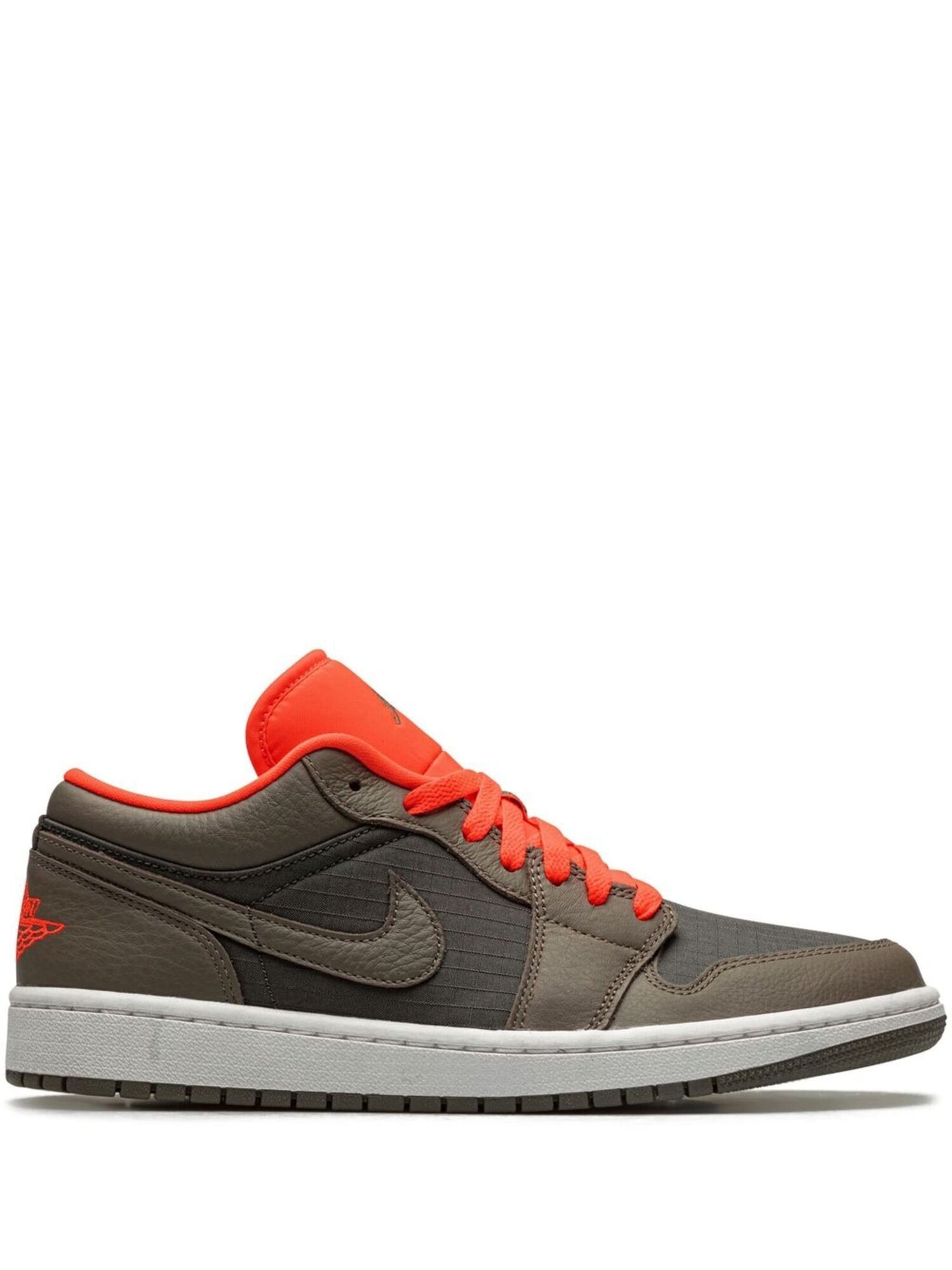 Кроссовки Air Jordan 1 Low SE