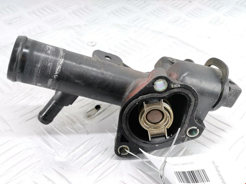 Корпус термостата Renault Clio 3 8200954285 арт. 1553328