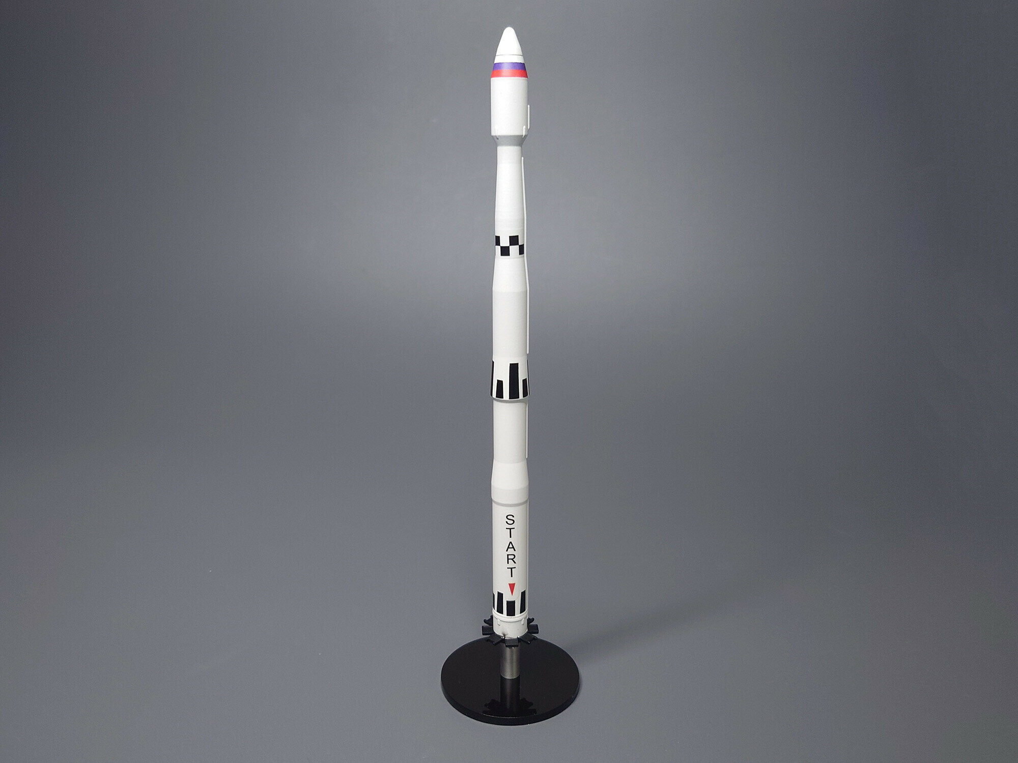 Ракета-носитель «Старт» (RU) [Готовая модель] (1:144)