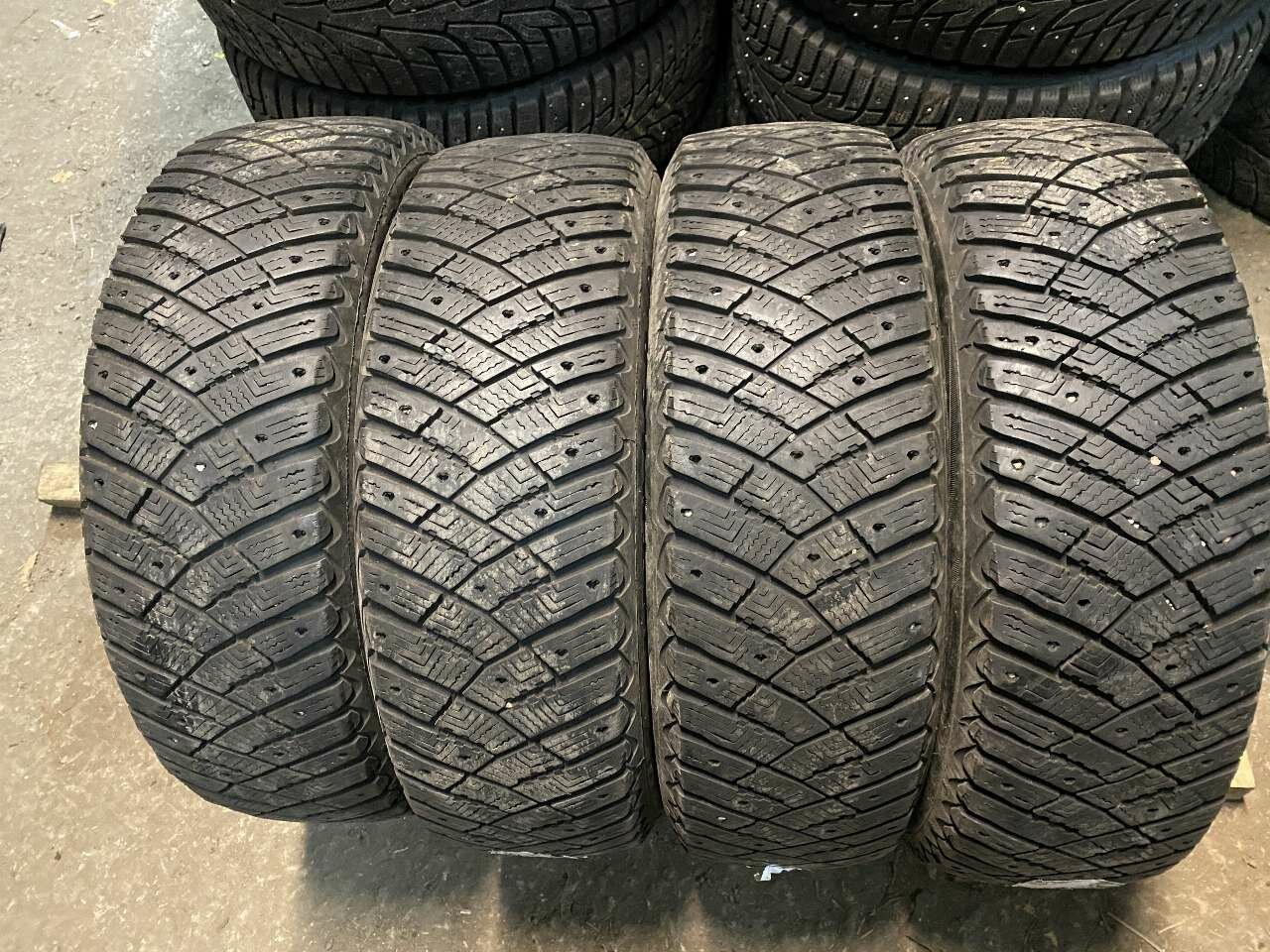 185/65 R15 88T Goodyear Ultragrip Ice Arctic остаток:6.5 мм год:2015 арт:49639f56