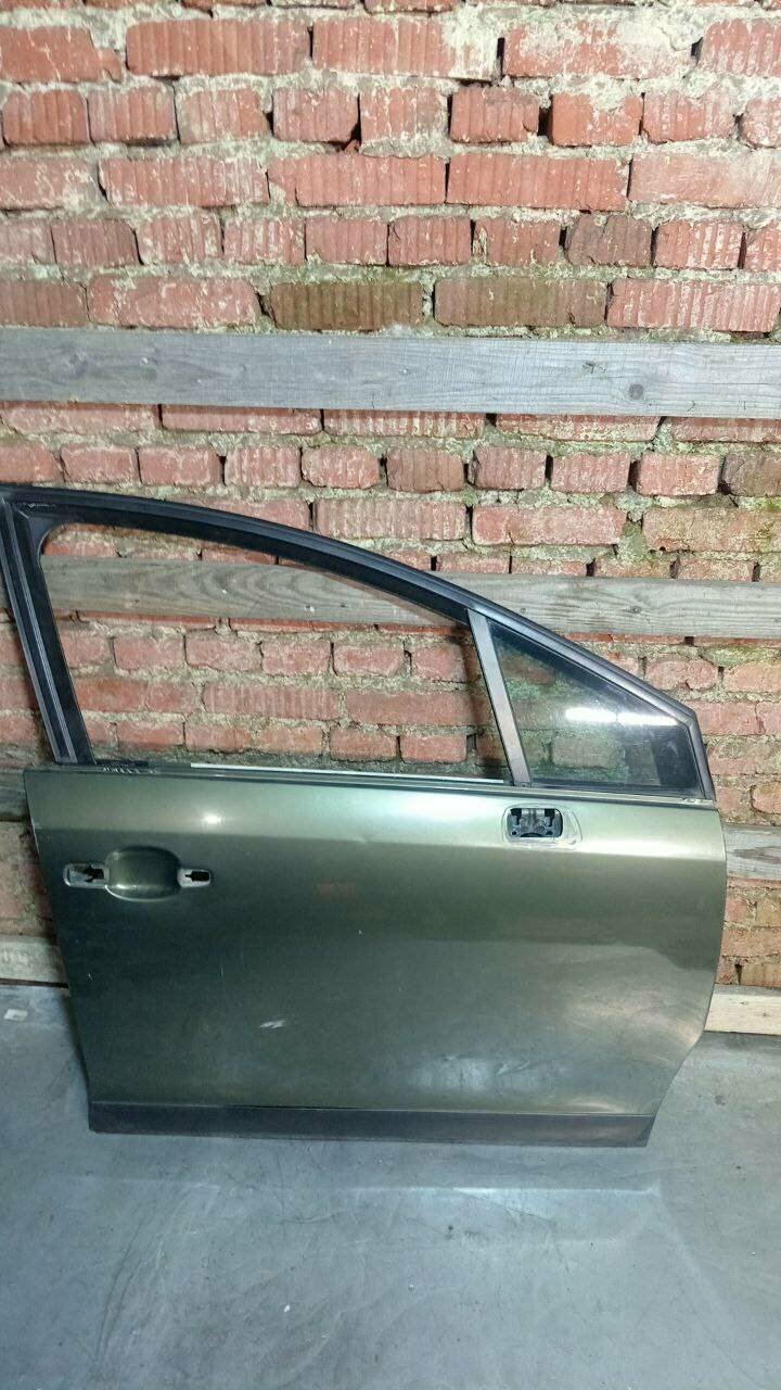 Дверь передняя правая Citroen C4 2006