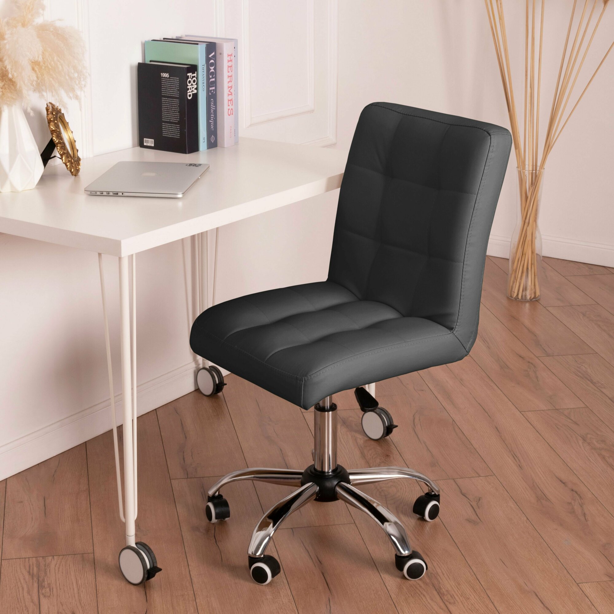 Стул мастера "Ирис", арт-декор, с регулировкой высоты, чёрный, обивка рогожка и эко-кожа