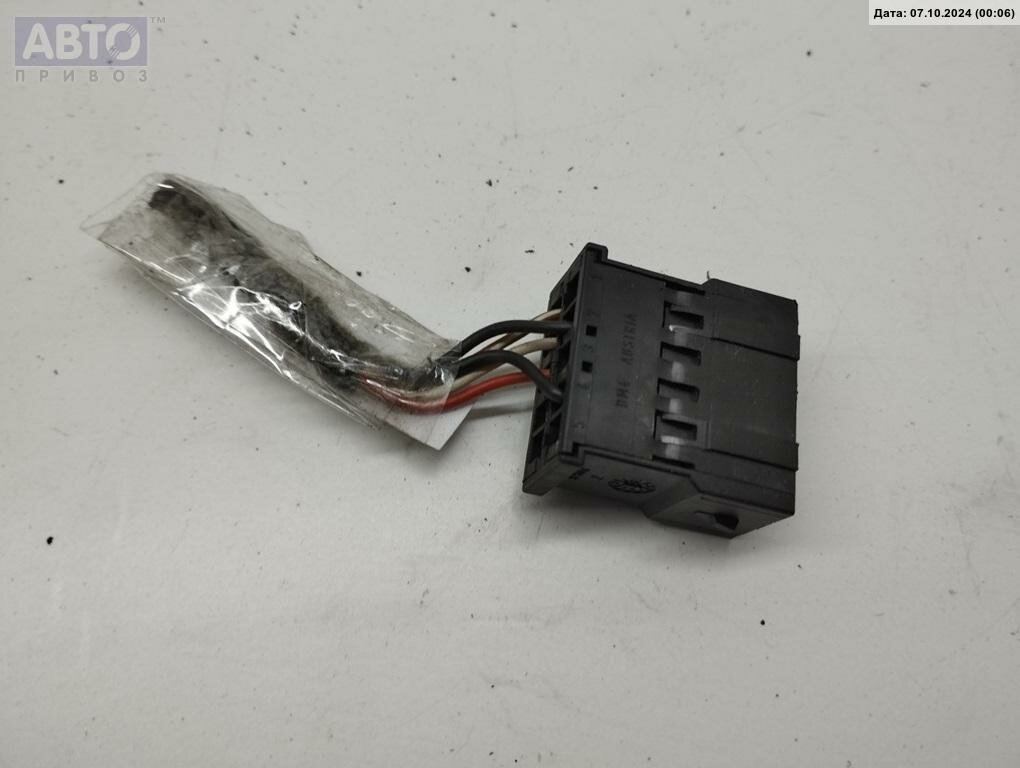 Разъем (фишка) проводки Audi A4 B5 (1994-2001)