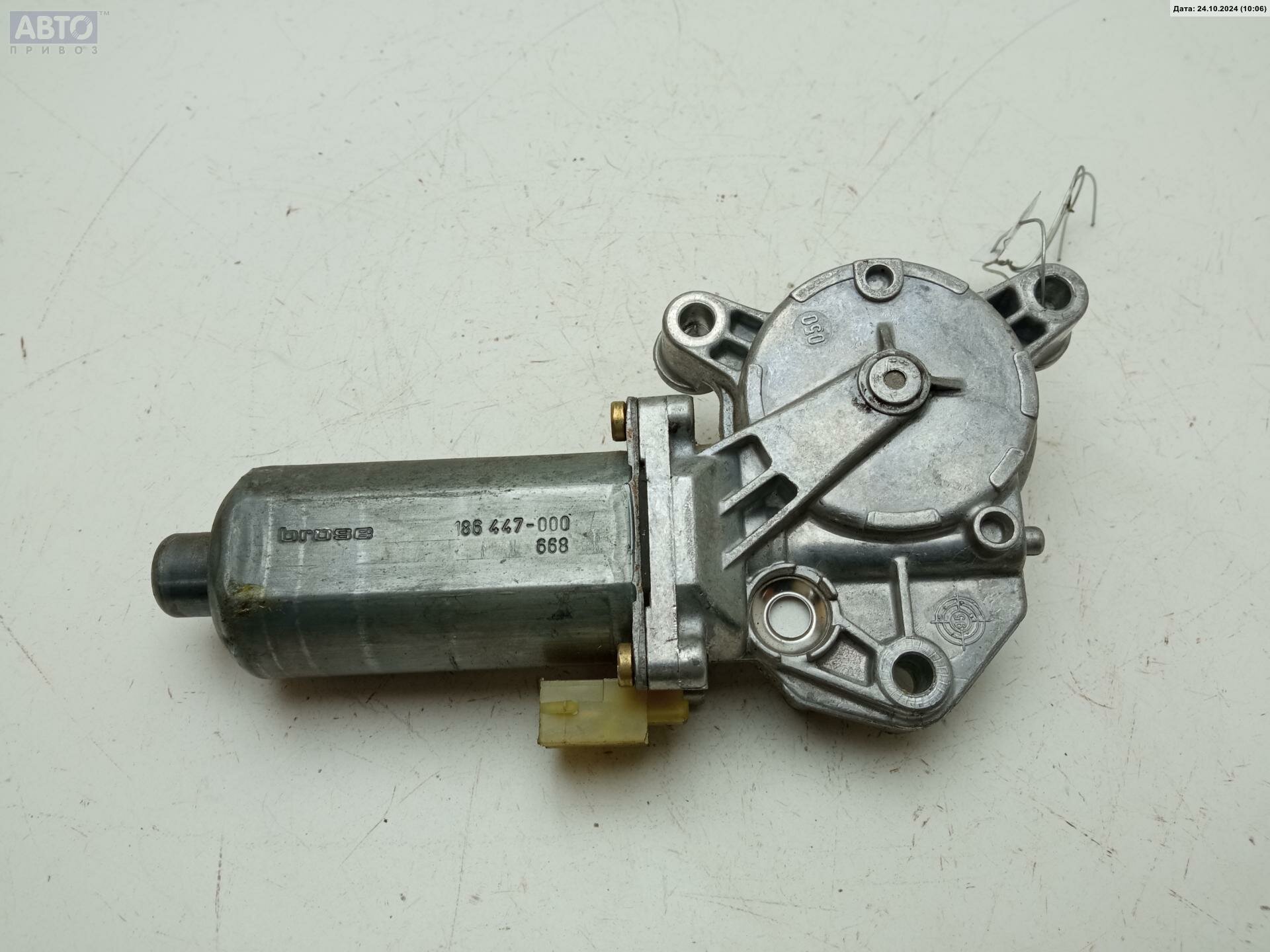 Моторчик стеклоподъемника передний левый Volvo 850